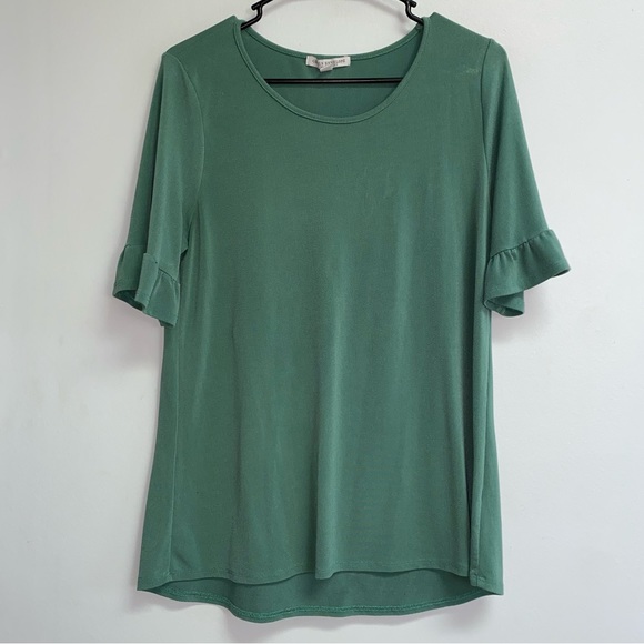 Green Envelope | Tops | Green Envelope Top Large | Poshmark